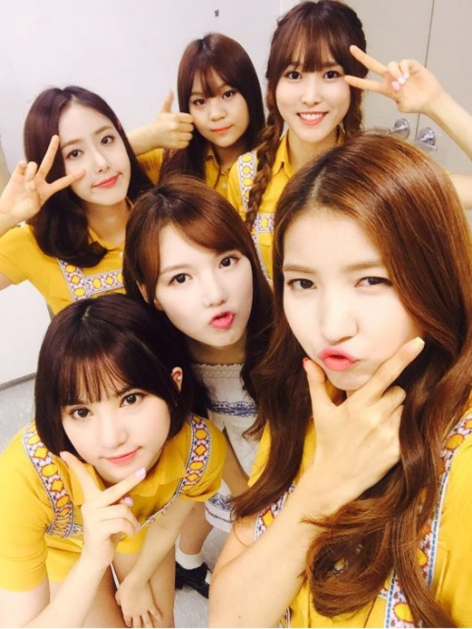 GFRIEND、新曲「NAVILLERA」で歌謡番組1位 | 韓流ニュース | 韓流大好き!