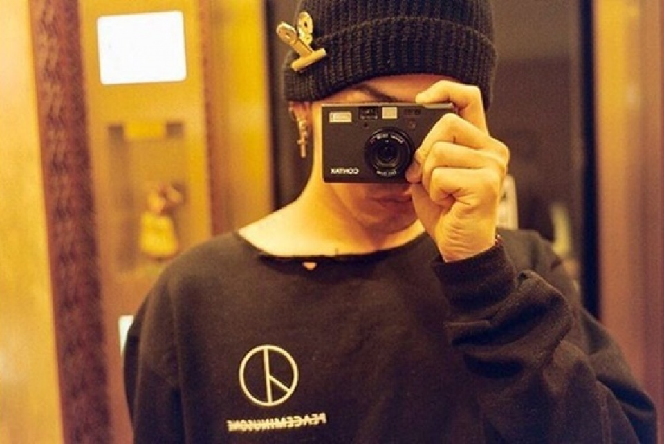 G-DRAGON、「鏡セルカ」公開…先を行くファッション感覚 | 韓流ニュース | 韓流大好き!