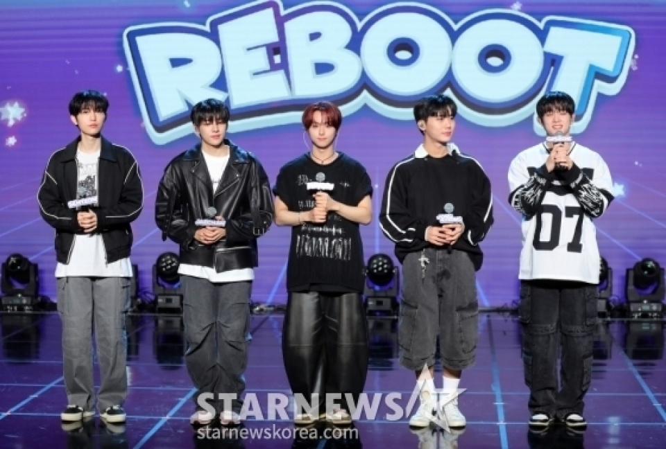 DKZ、1年6ヶ月ぶりに完全体でカムバック | 韓流ニュース | 韓流大好き!